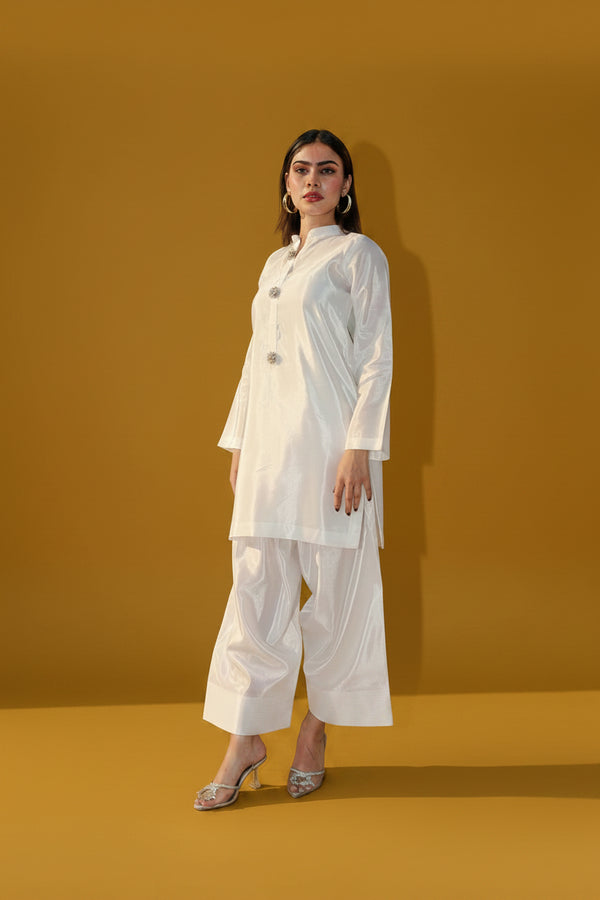 FARSHI SHALWAR | Nawria Pakistan